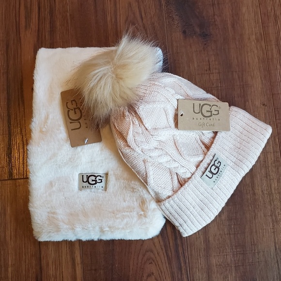 UGG | Accessories | Ugg Australia Fleece Lined Hat And Scarf S | Poshmark